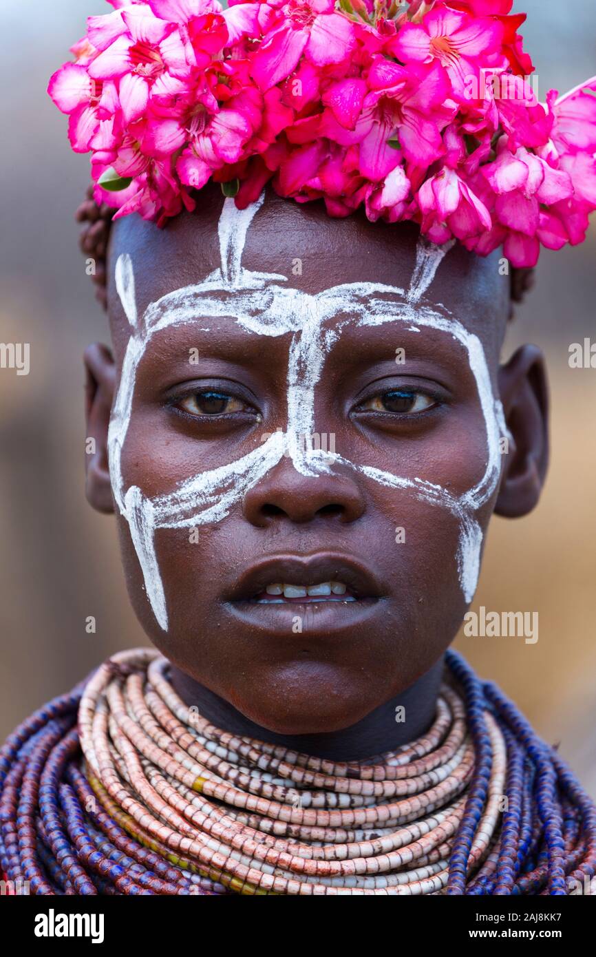 Karo people, Omo valley, Naciones, Ethiopia, Africa Stock Photo - Alamy
