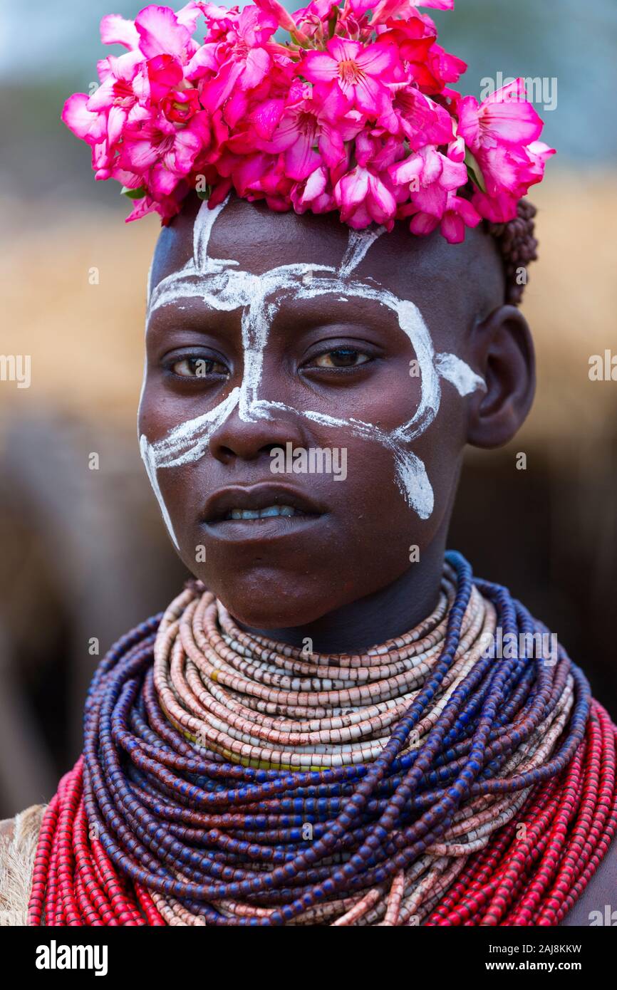 Karo people, Omo valley, Naciones, Ethiopia, Africa Stock Photo - Alamy
