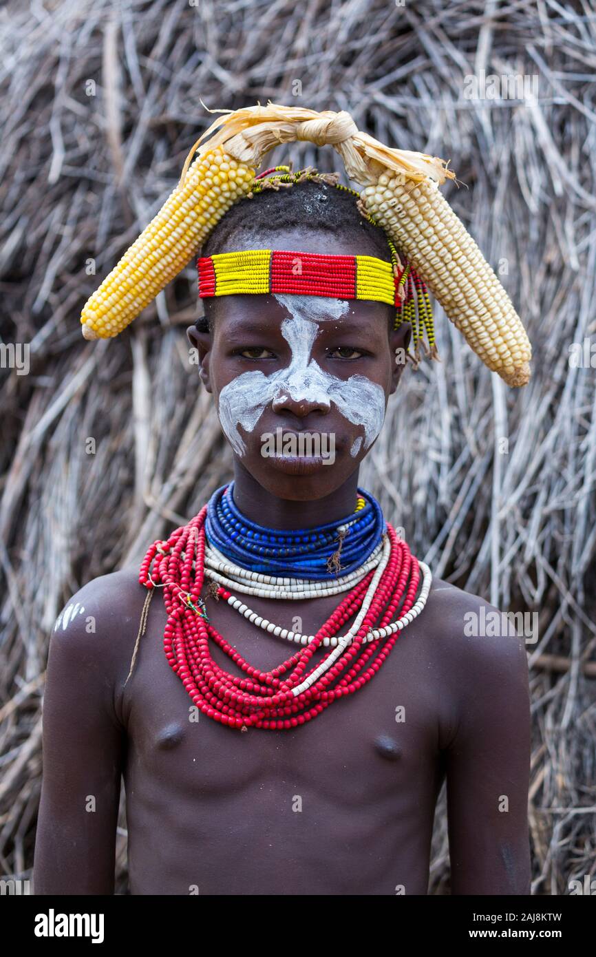 Karo people, Omo valley, Naciones, Ethiopia, Africa Stock Photo - Alamy Karo people, Omo valley, Naciones, Ethiopia, Africa Stock Photo - Alamy