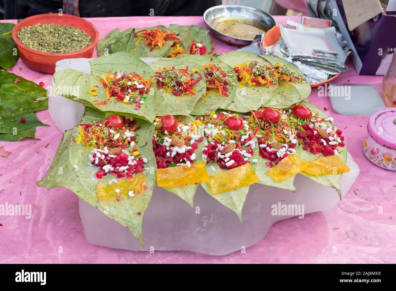 Supari pan hi-res stock photography and images - Alamy