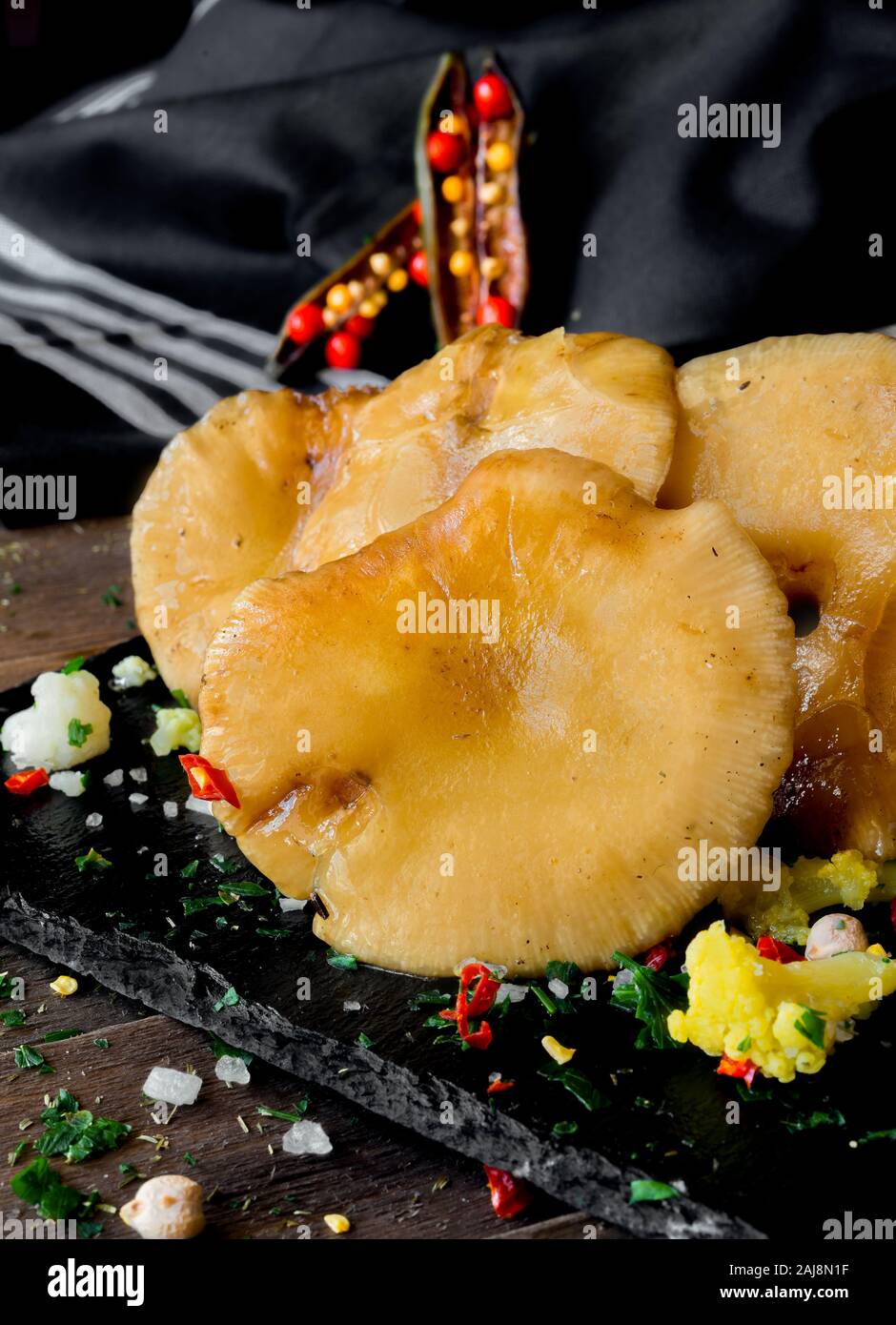 mushroom colony Armillaria mellea mushrooms Stock Photo - Alamy