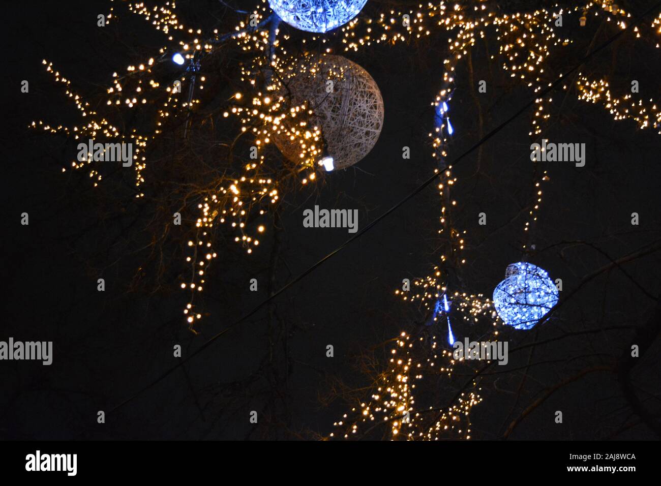 Led solar tree hi-res stock photography and images - Alamy