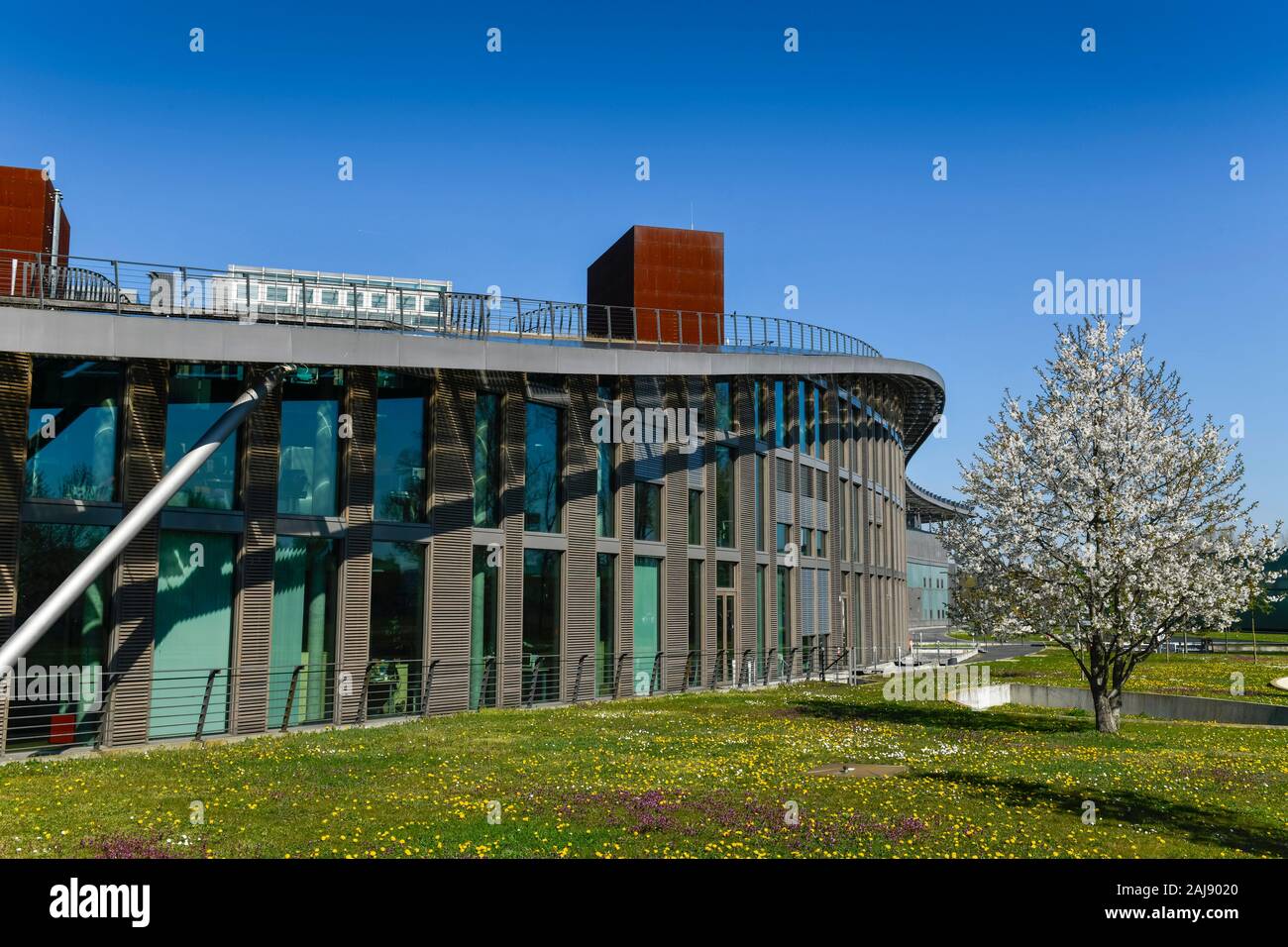 Studio berlin adlershof hi-res stock photography and images - Alamy