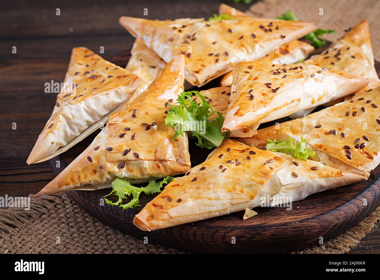 Beef samosa hi-res stock photography and images - Alamy