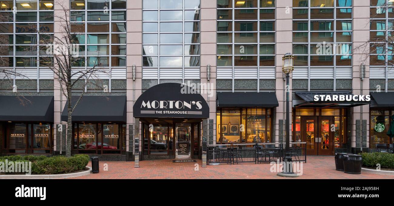 Reston, VA, USA — January 2, 2020. Wide Ange shot of storefronts ...