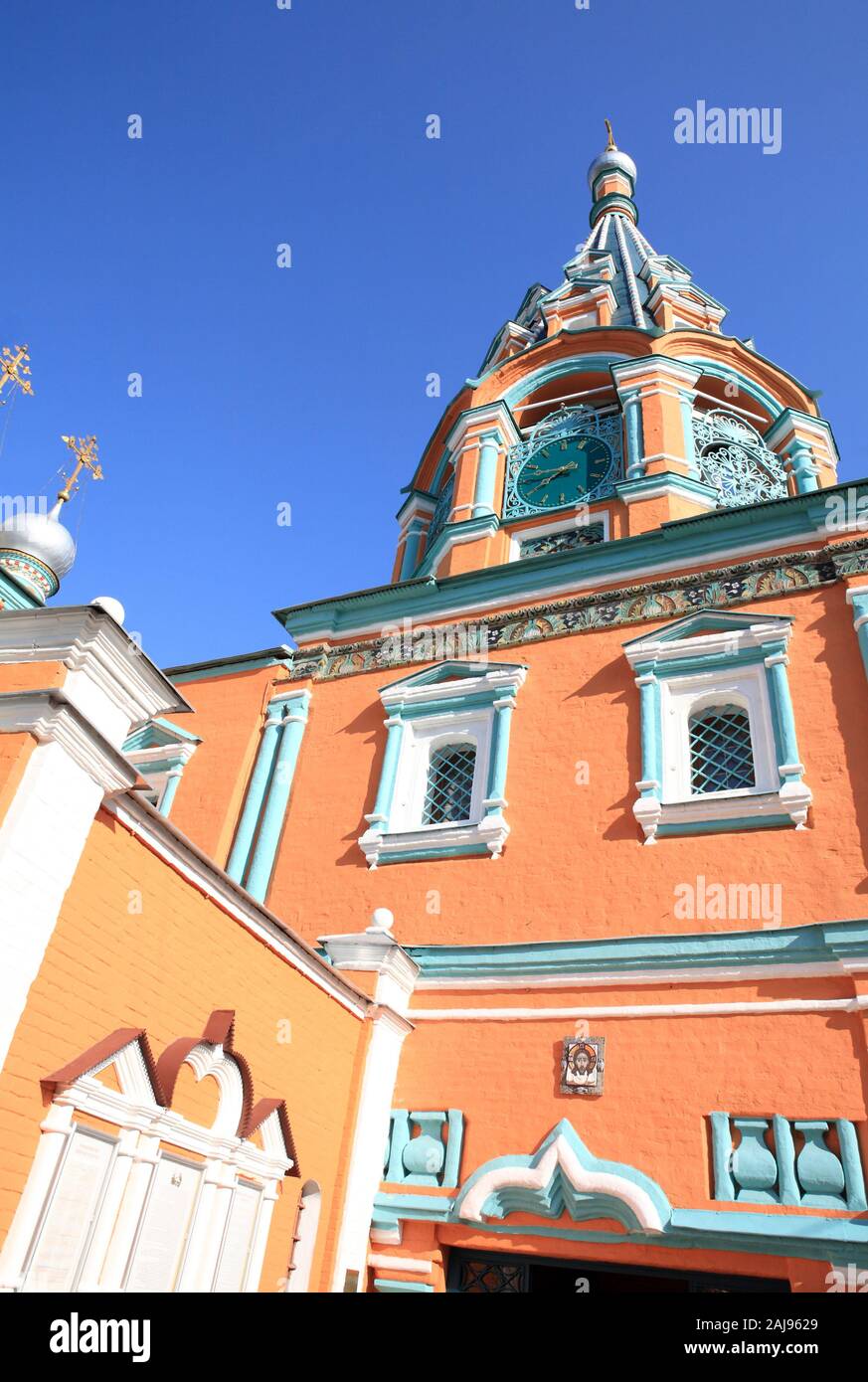 church in the daytime Stock Photo - Alamy