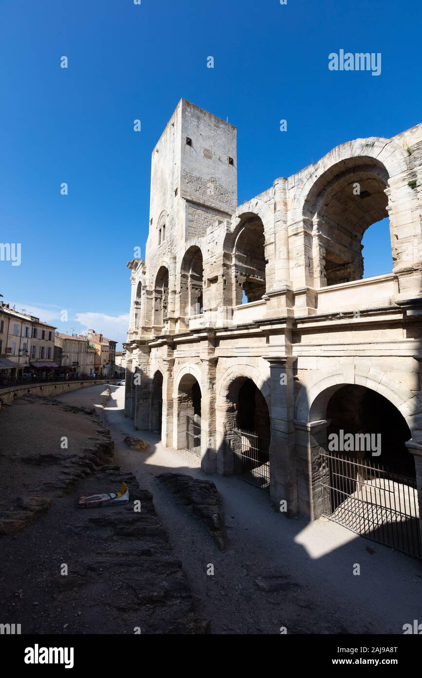 Arles roman coliseum in provence hi-res stock photography and images ...