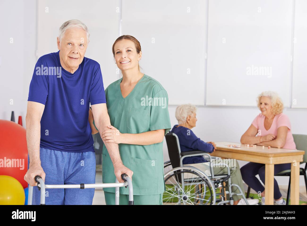 Old man stands hi-res stock photography and images - Alamy