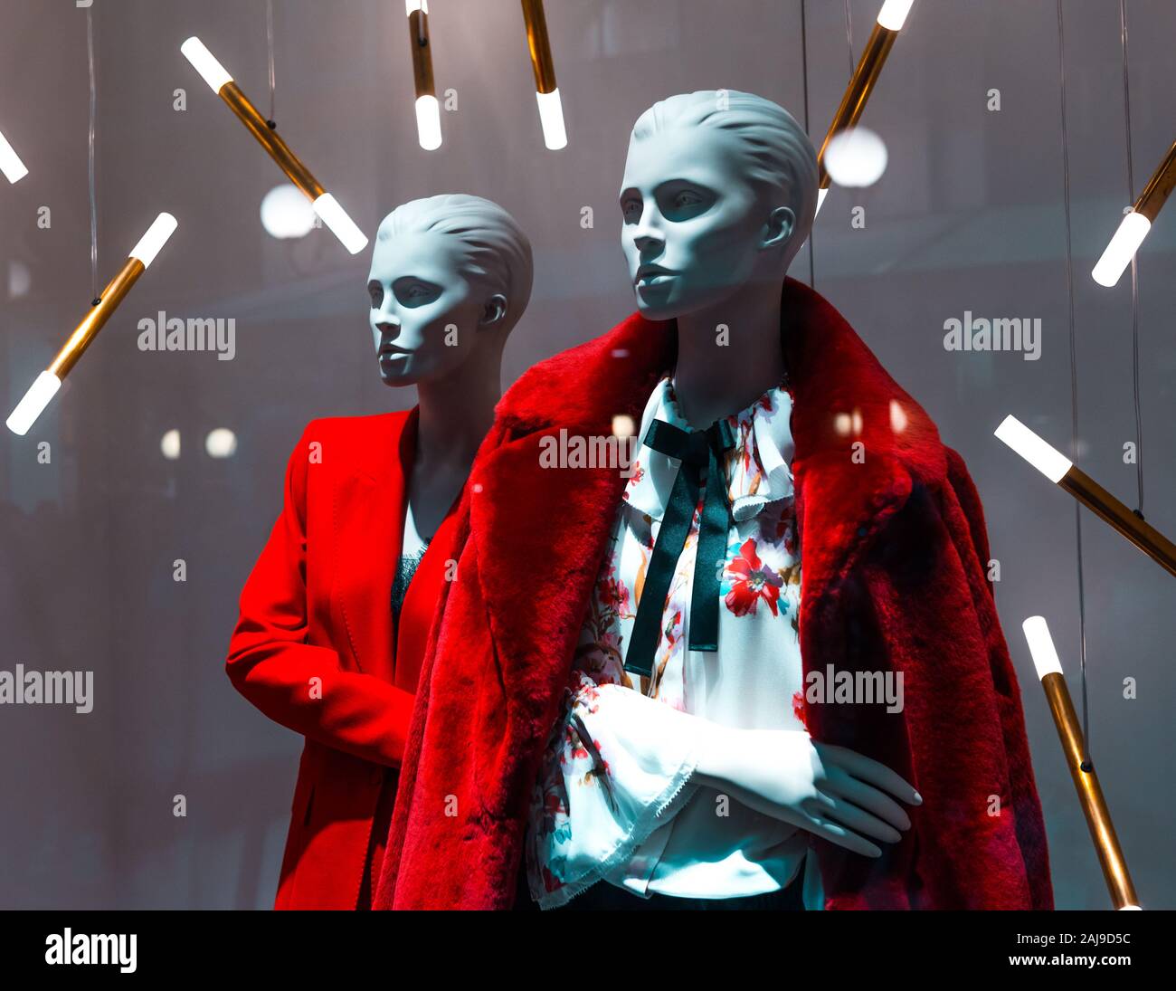 Dummies of window shop, in Vittorio Emanuele II Gallery Stock Photo - Alamy