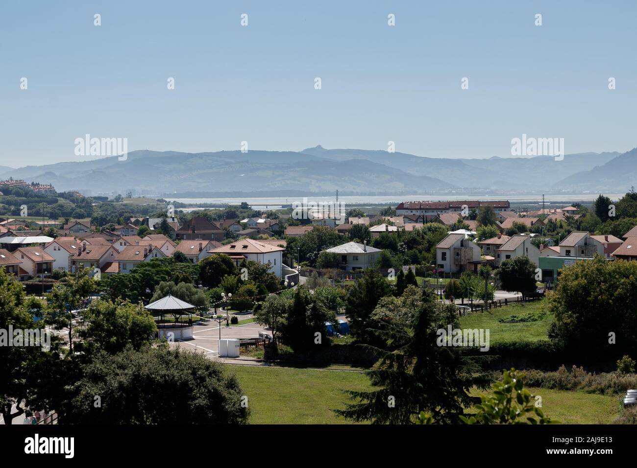 typical house in the hills in the basque country Stock Photo - Alamy