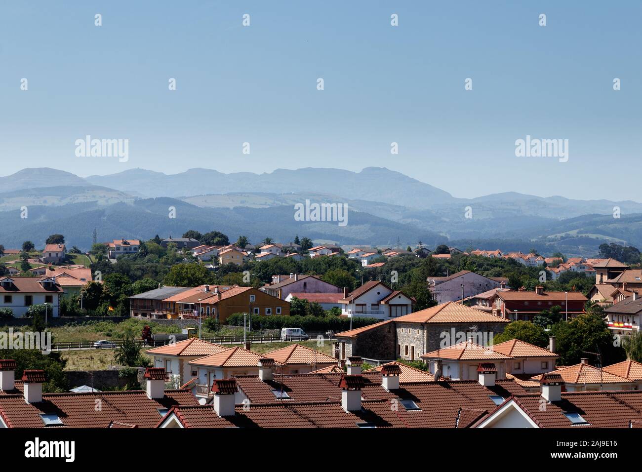 typical house in the hills in the basque country Stock Photo - Alamy