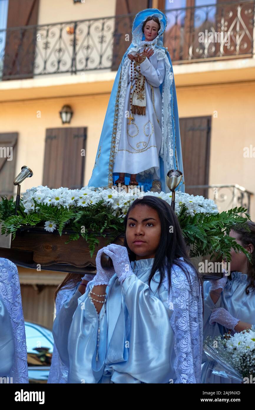 Procession roman catholic statue mary hi-res stock photography and ...