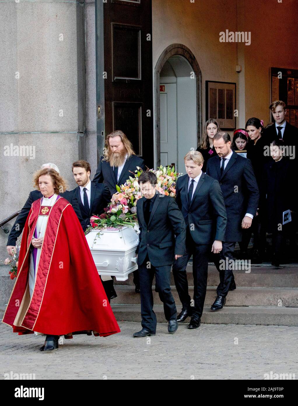 Emma tallulah behn hi-res stock photography and images - Alamy