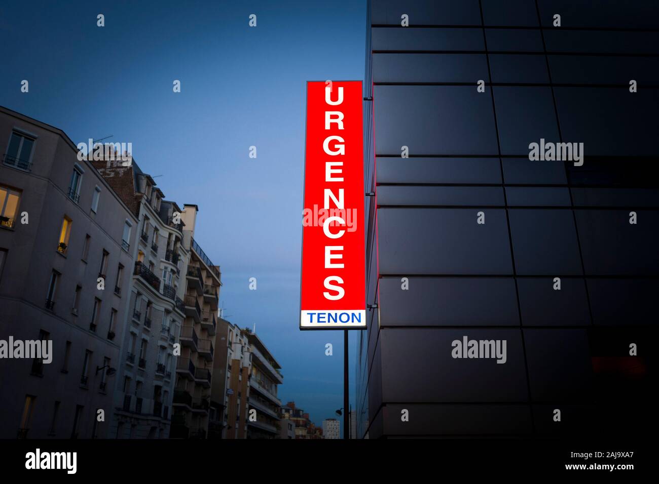 Er sign hi-res stock photography and images - Alamy