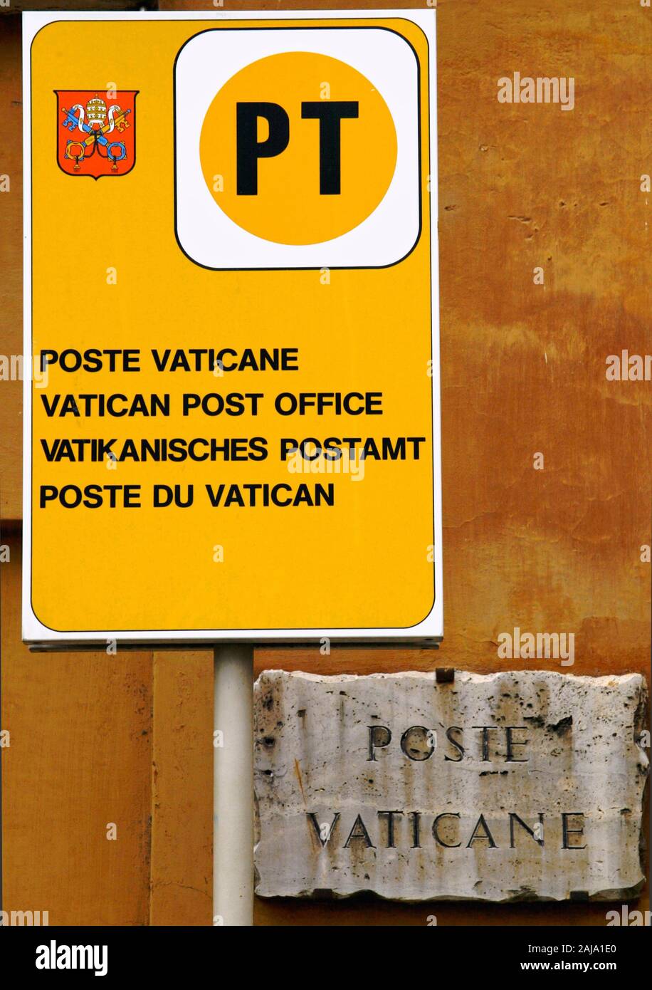 Poste vaticana hi-res stock photography and images - Alamy