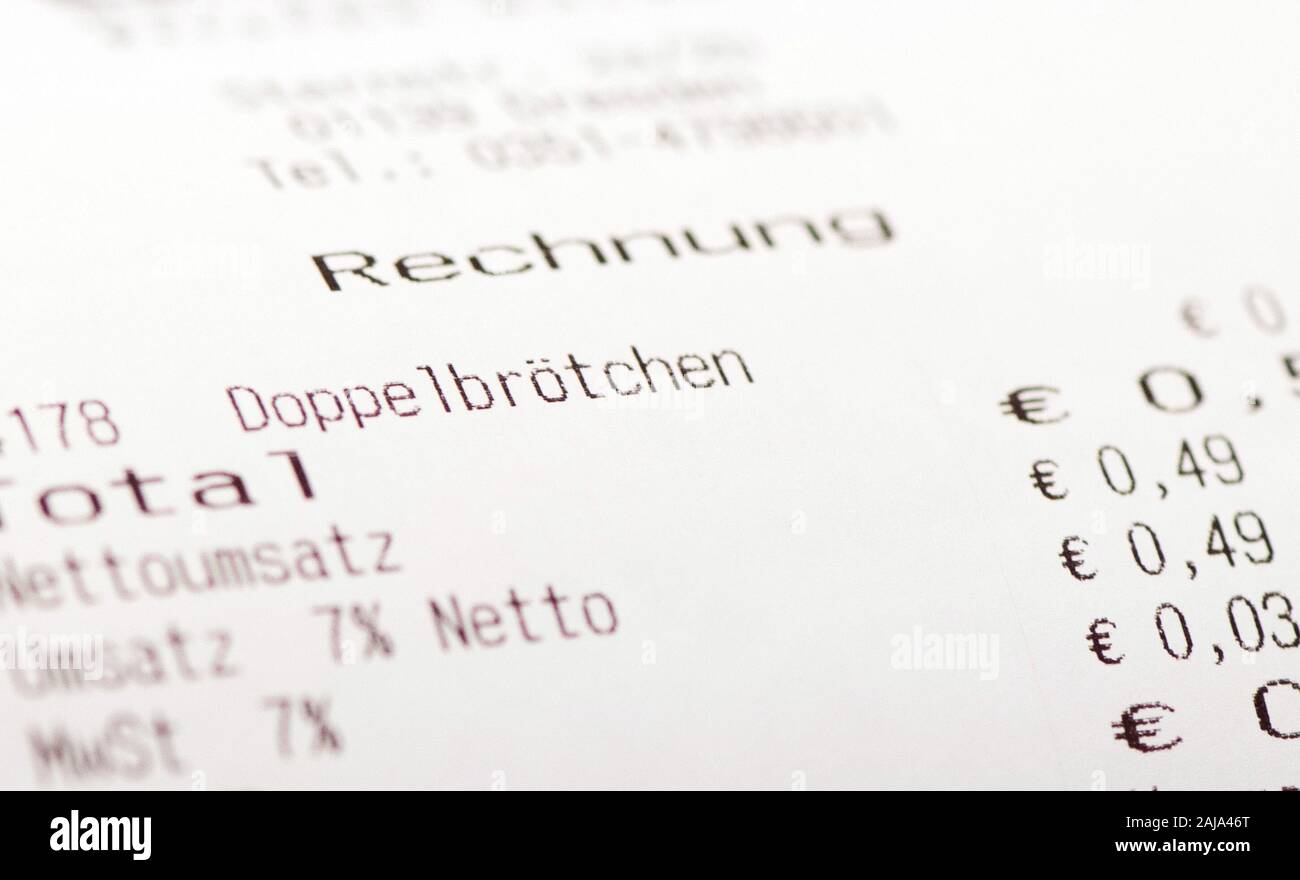 Dresden, Germany. 03rd Jan, 2020. The cash register of a bakery prints ...