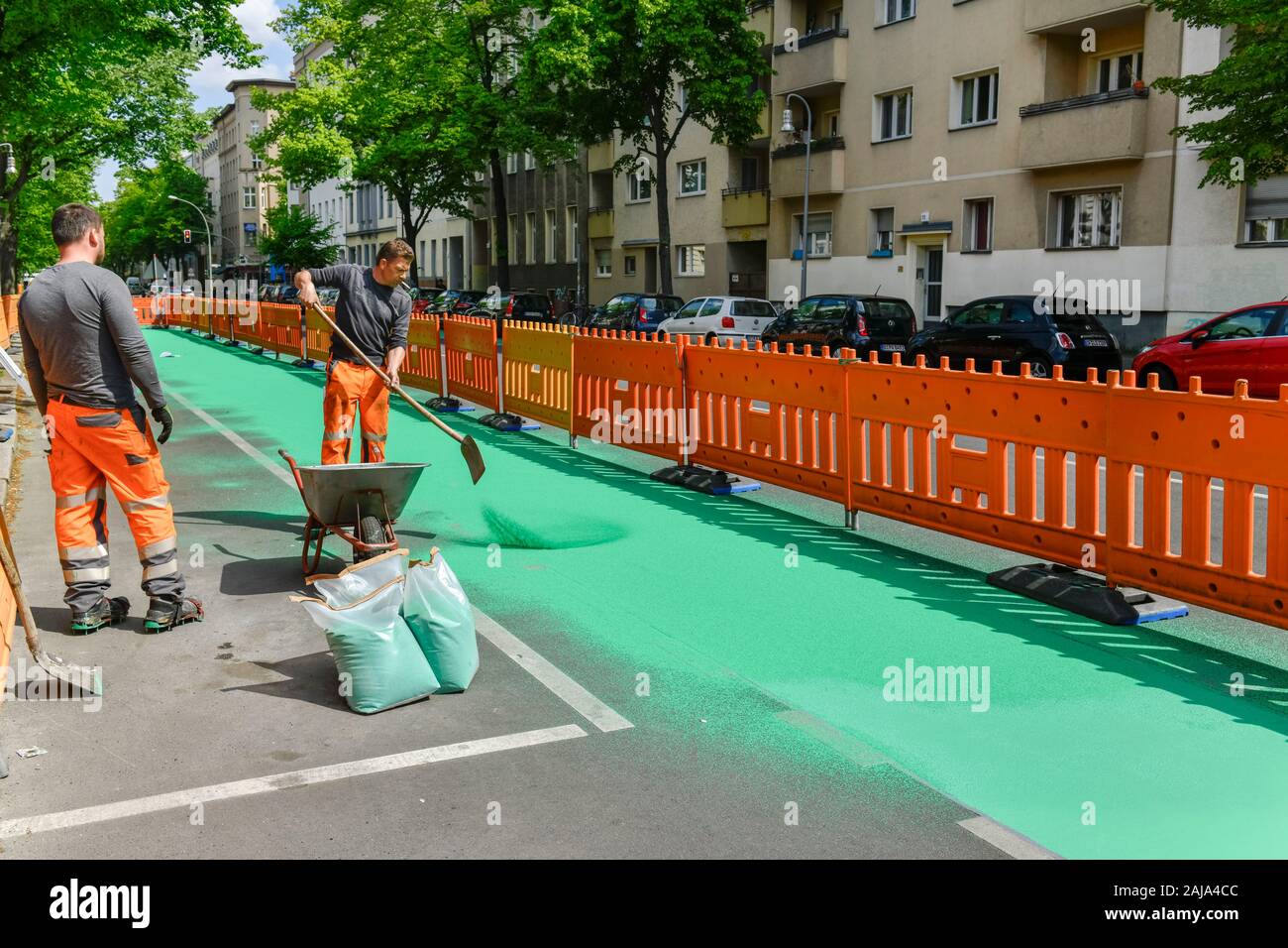 Neuer radweg hi-res stock photography and images - Alamy