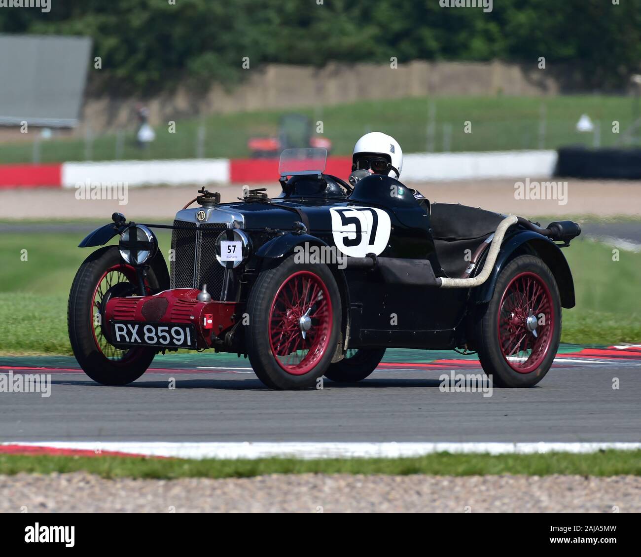 David Cooksey, MG Montlhery, Vintage Sports Car Club, Formula Vintage ...