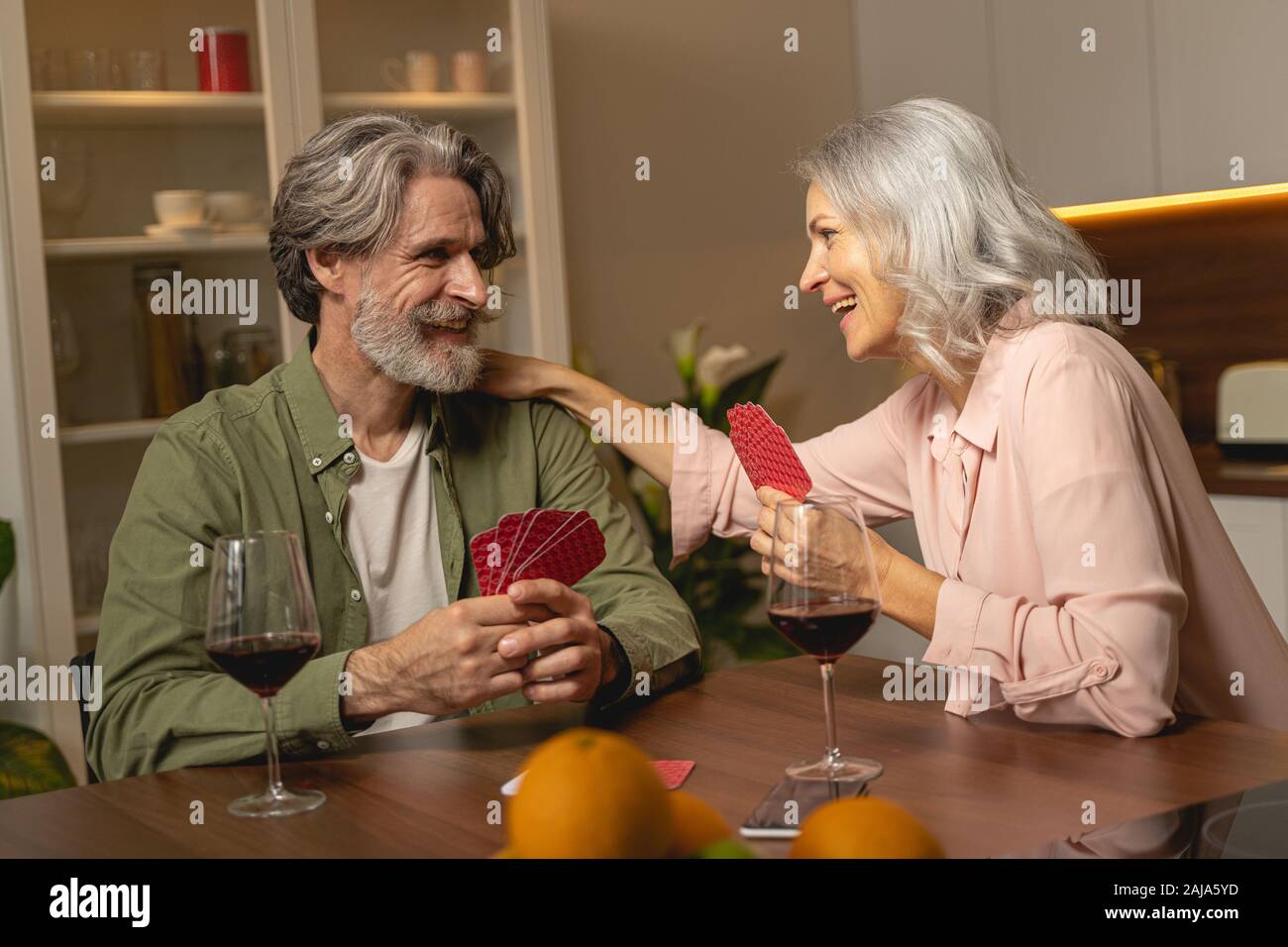 Patting shoulder hi-res stock photography and images - Alamy