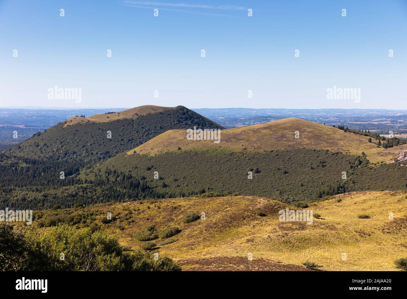 Volvic hi-res stock photography and images - Alamy