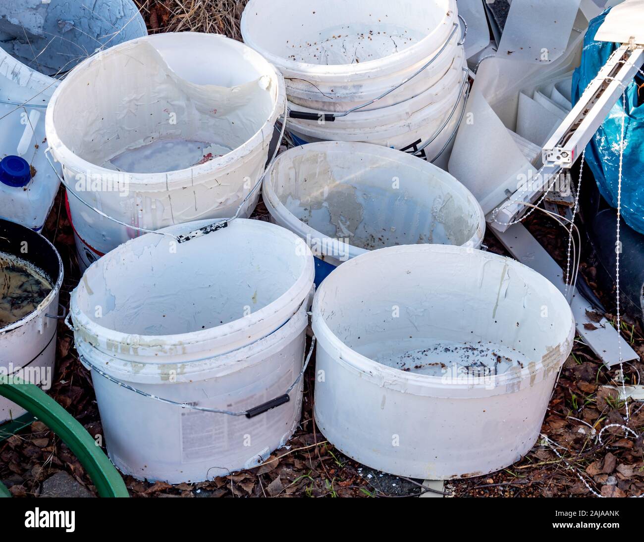 Garbage can apartment hi-res stock photography and images - Alamy