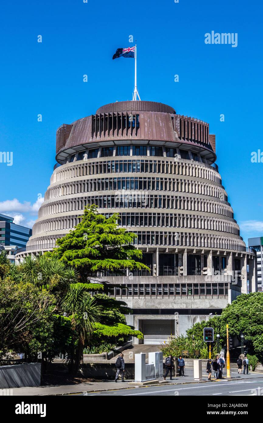 "The Beehive" government building by Basil Spence and Fergus Sheppard ...