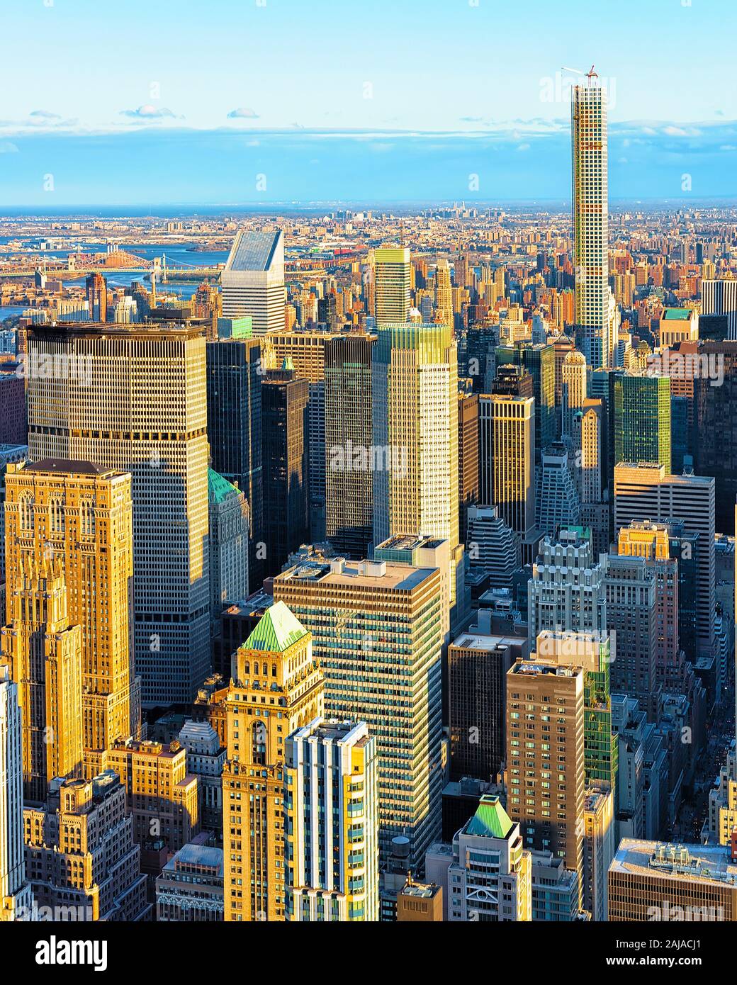 Aerial view of Midtown Manhattan with reflex Stock Photo - Alamy