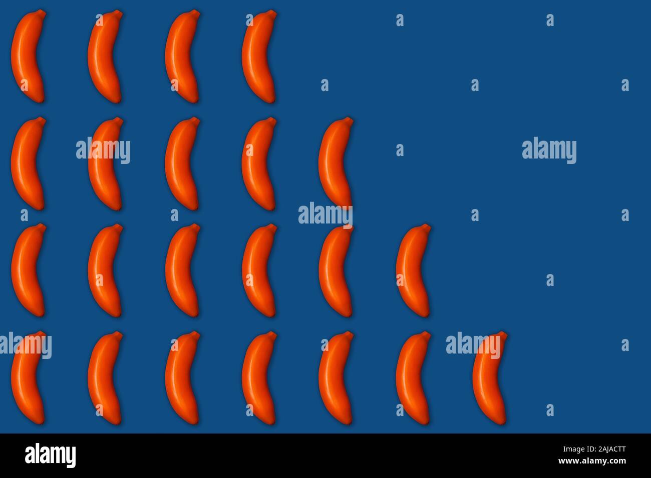 Classic blue food pattern of painted orange bananas Stock Photo - Alamy