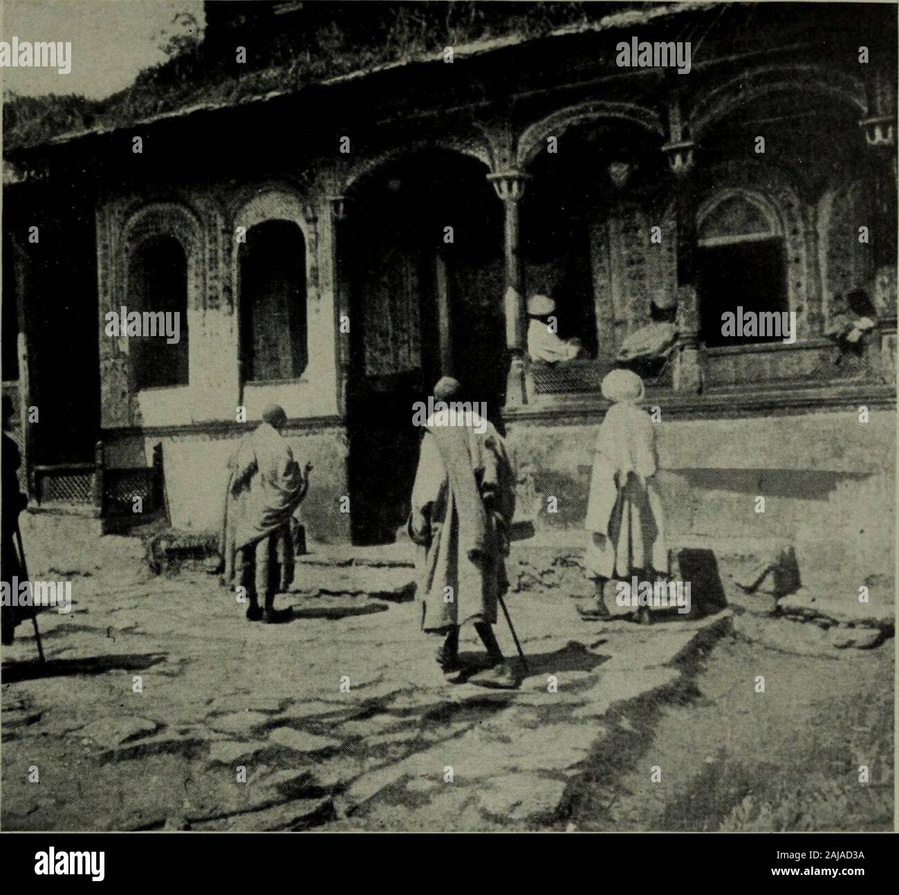 Open fronted shops hi-res stock photography and images - Alamy