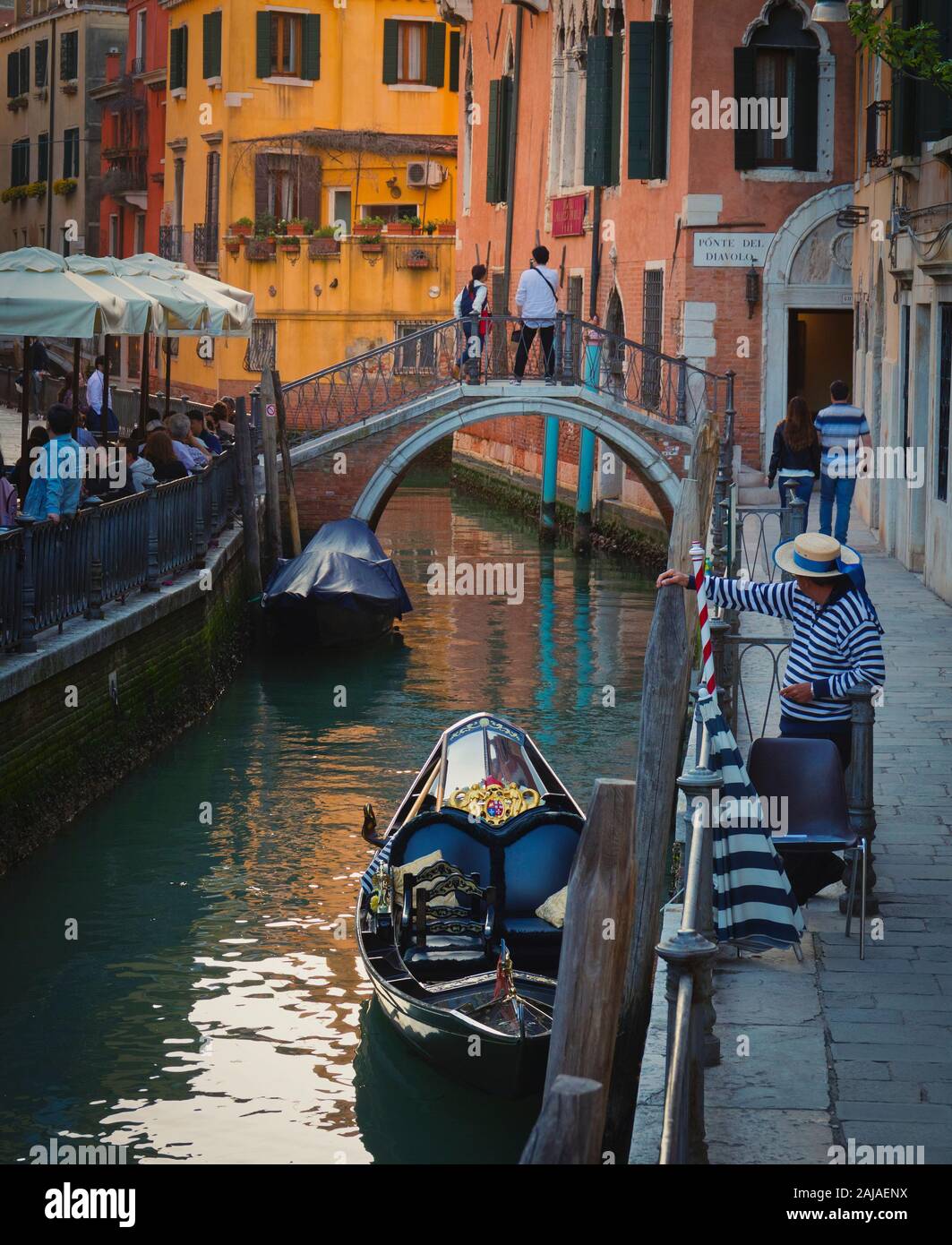 Ponte de diavolo hi-res stock photography and images - Alamy