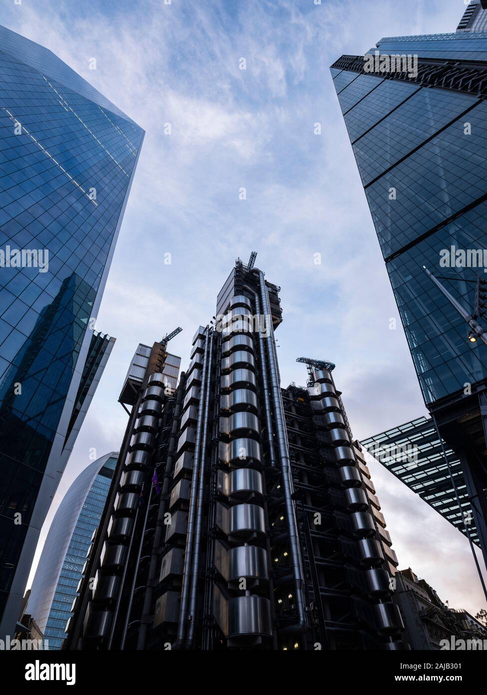 Looking up at Lloyds Bank Building London Stock Photo - Alamy