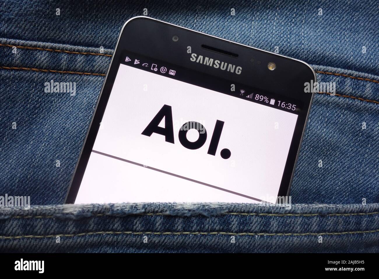Aol sign in page hi-res stock photography and images - Alamy