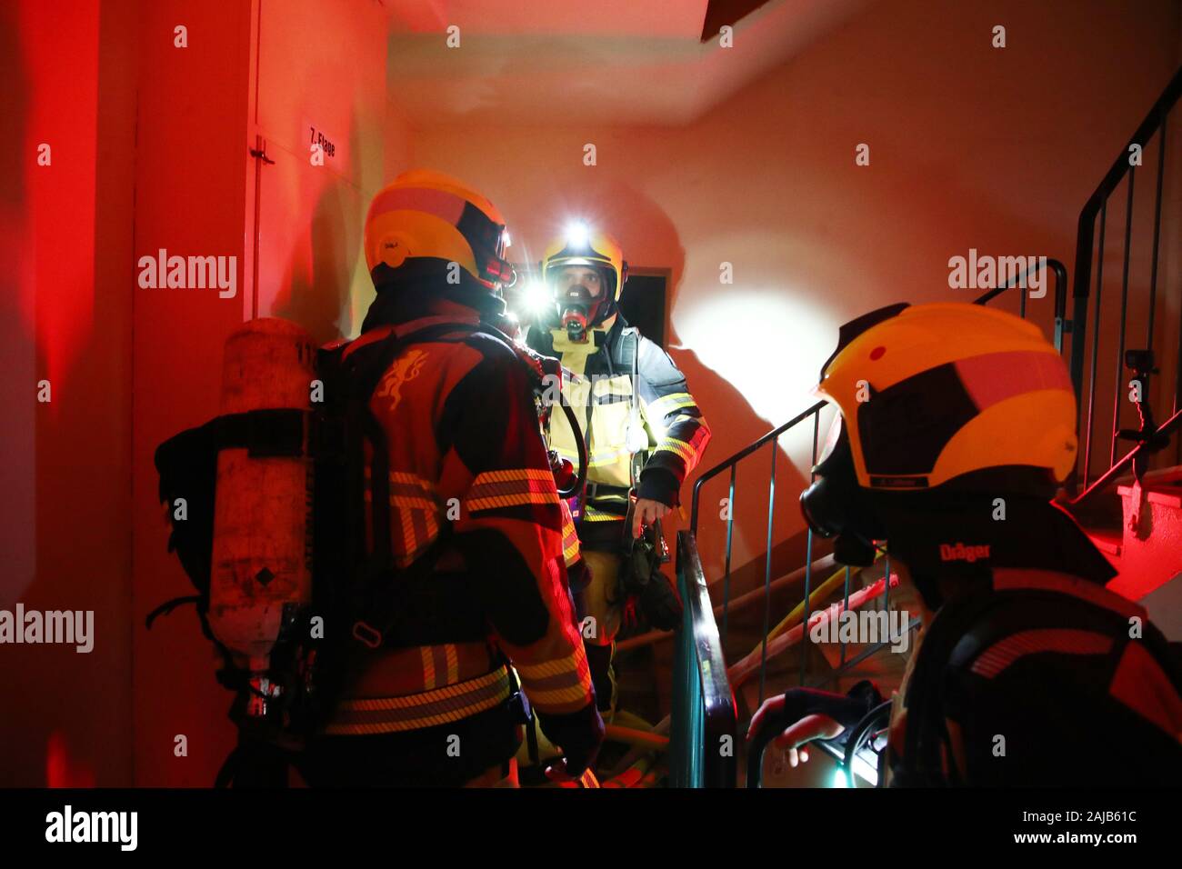Stairwell in high rise building hi-res stock photography and images - Alamy