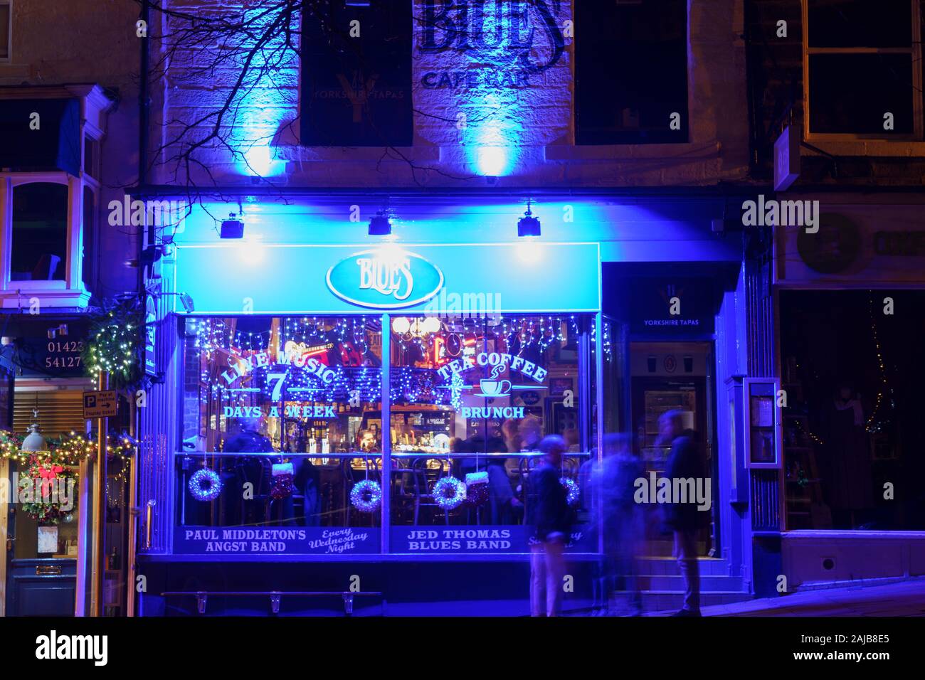 Harrogate night life hi-res stock photography and images - Alamy