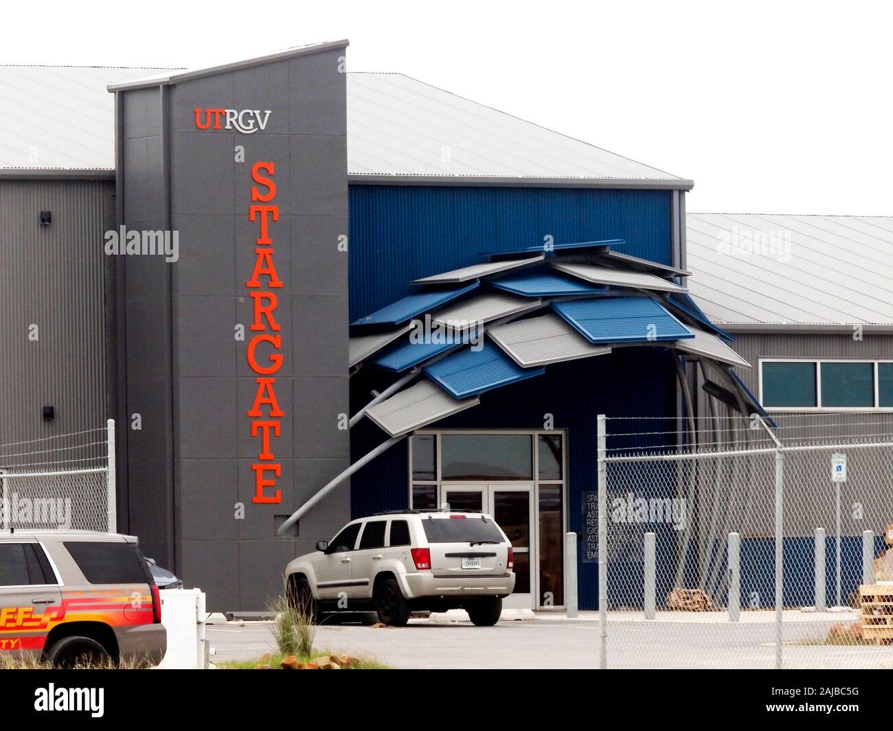 Spacex campus hi-res stock photography and images - Alamy