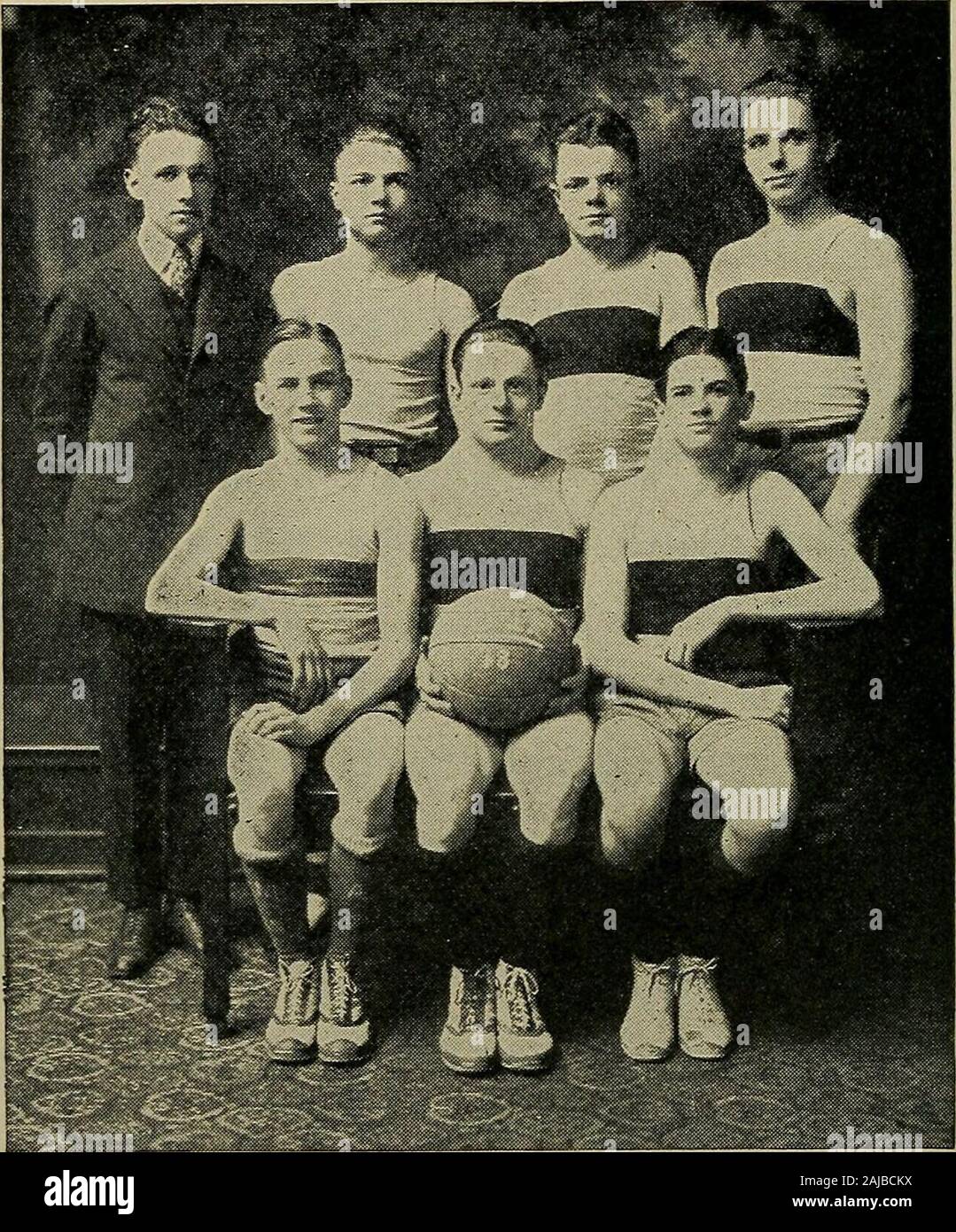 Stale smoke hi-res stock photography and images - Alamy