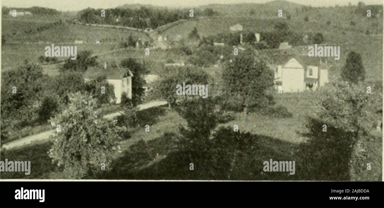 Primitive elevator hi-res stock photography and images - Alamy