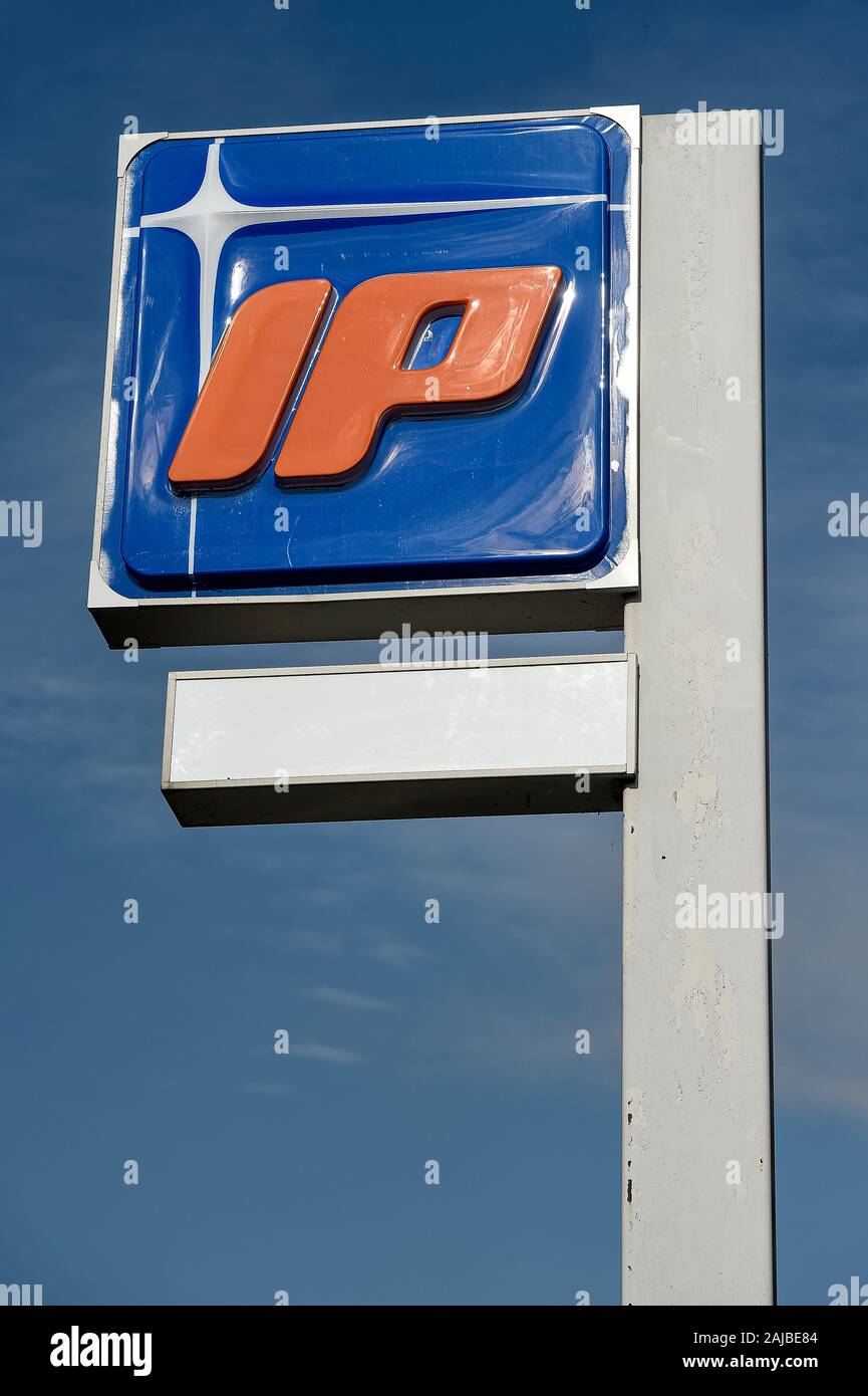Ip petrol company hi-res stock photography and images - Alamy