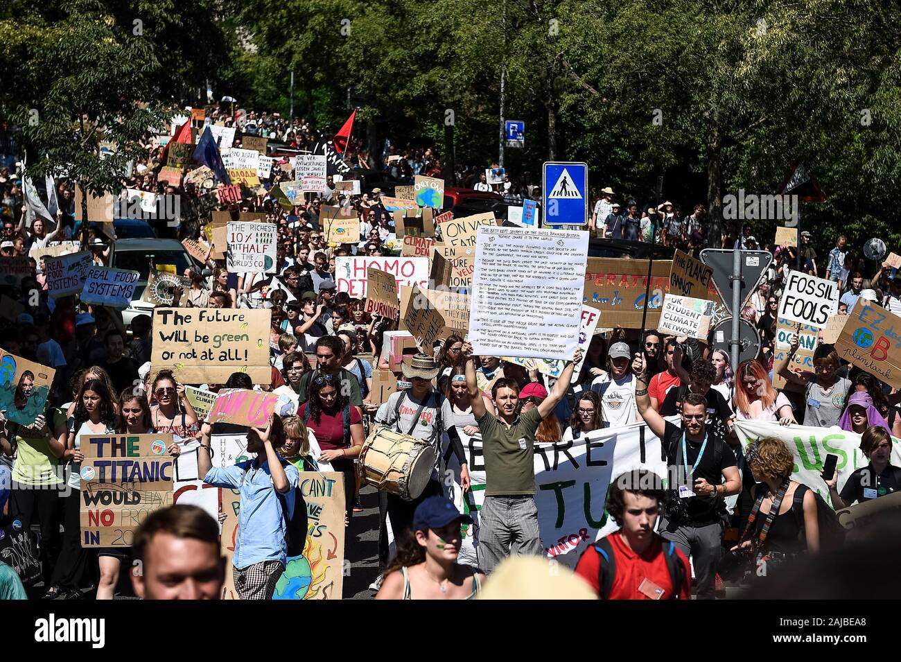Strike movement hi-res stock photography and images - Alamy