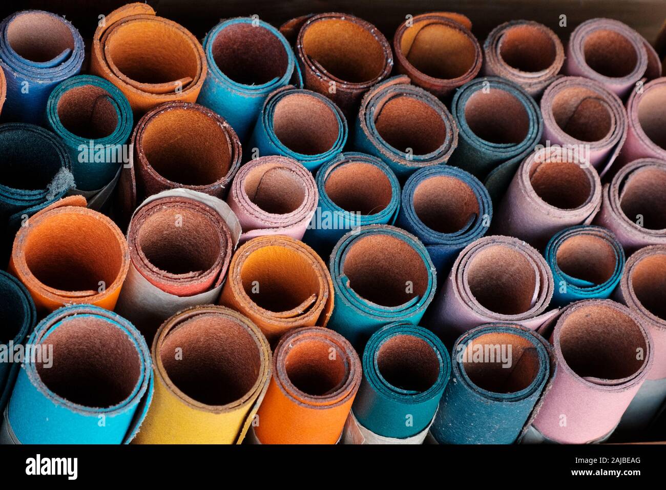 Cloth sample hi-res stock photography and images - Alamy