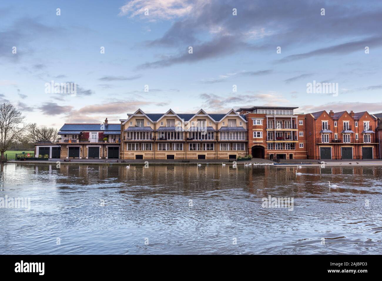 Windsor river canal boat hi-res stock photography and images - Alamy