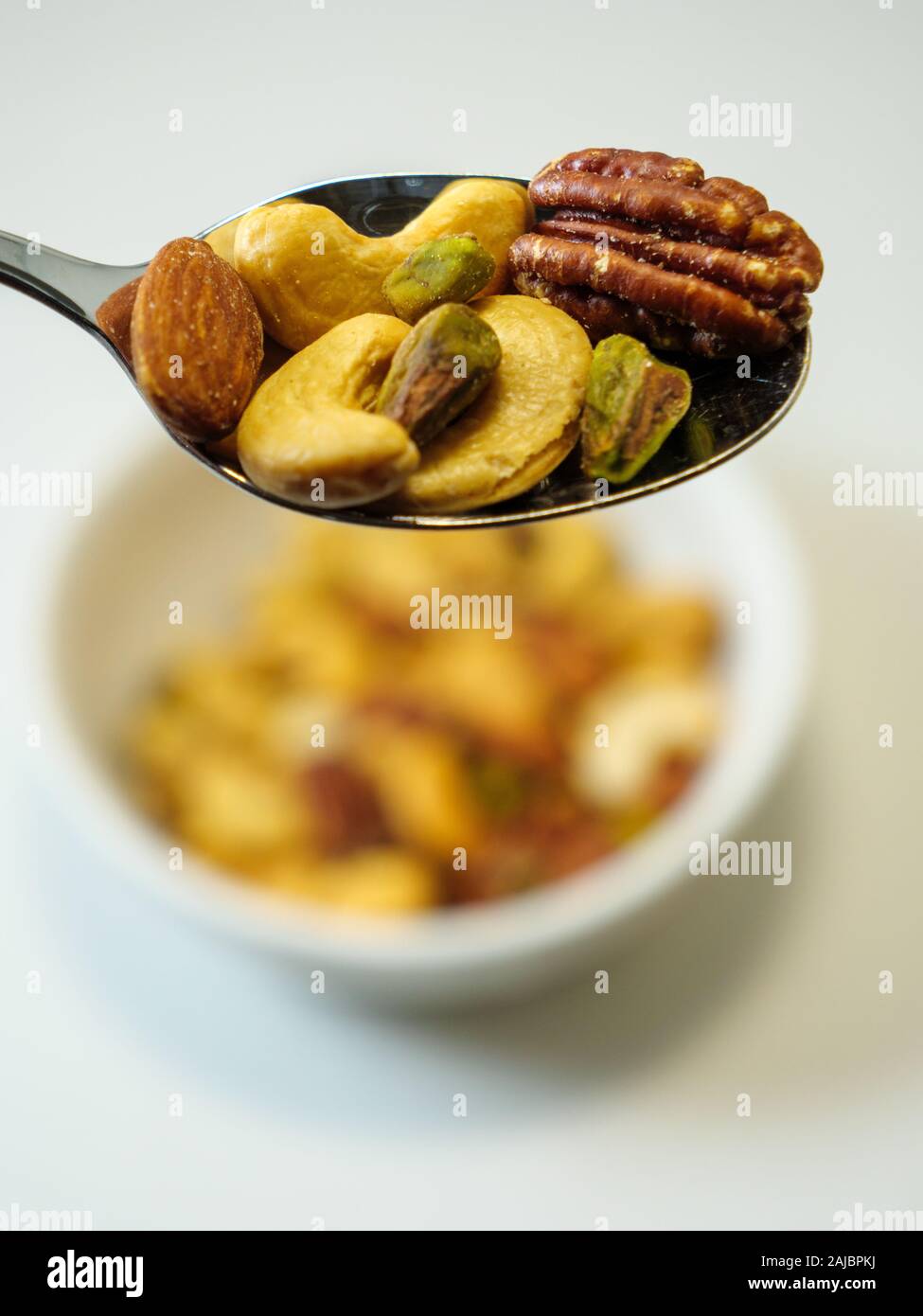 Pecan nuts tree hi-res stock photography and images - Alamy