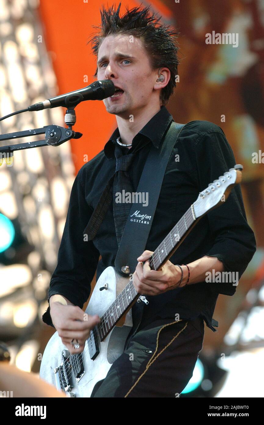 Kerrang awards 2002 hi-res stock photography and images - Alamy