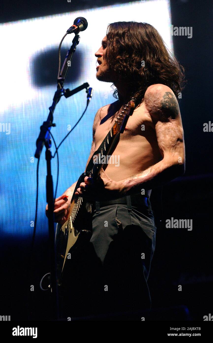 John Frusciante 2002