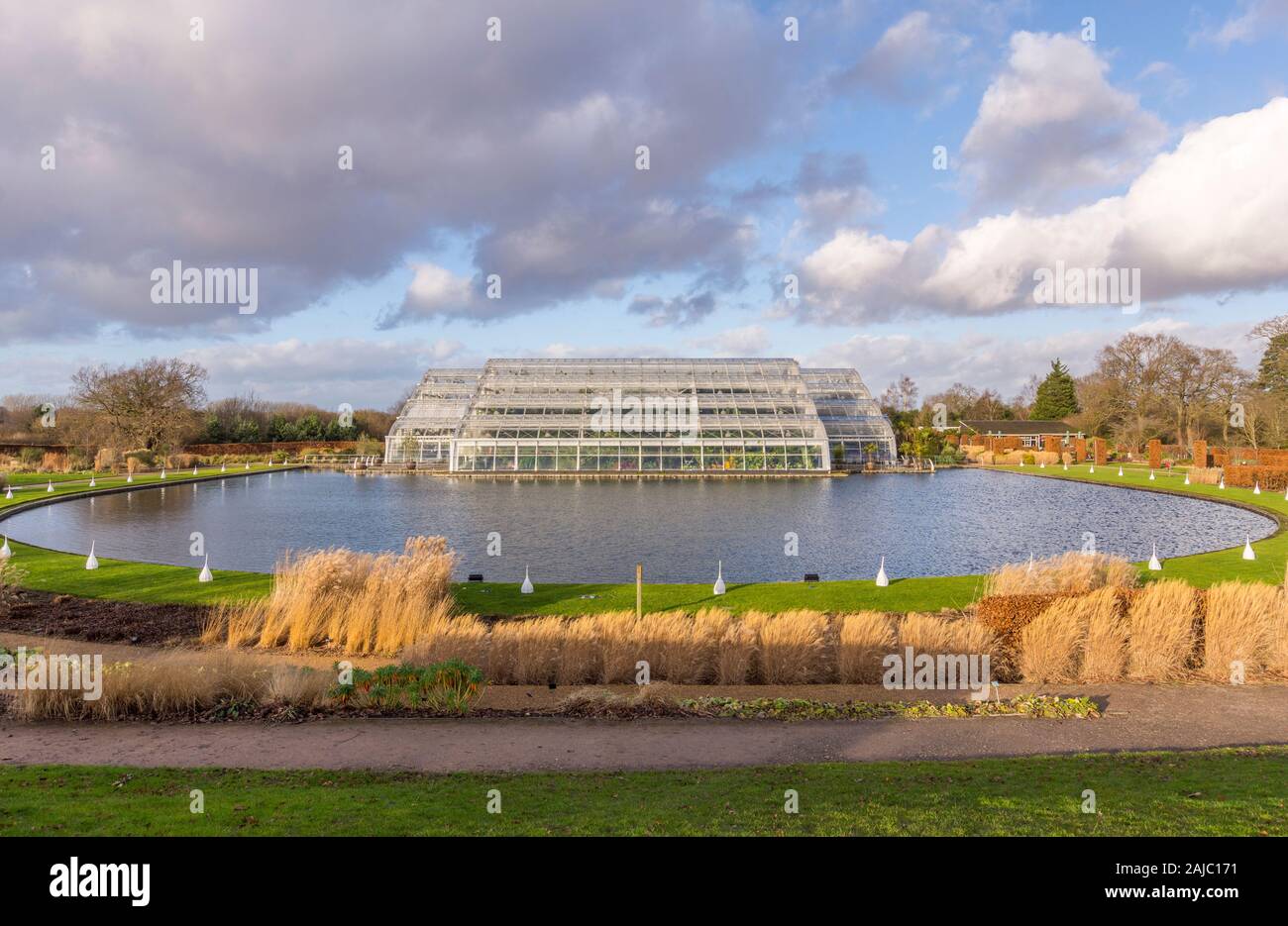 The Royal Horticultural Society's garden at Wisley. RHS Garden Wisley ...