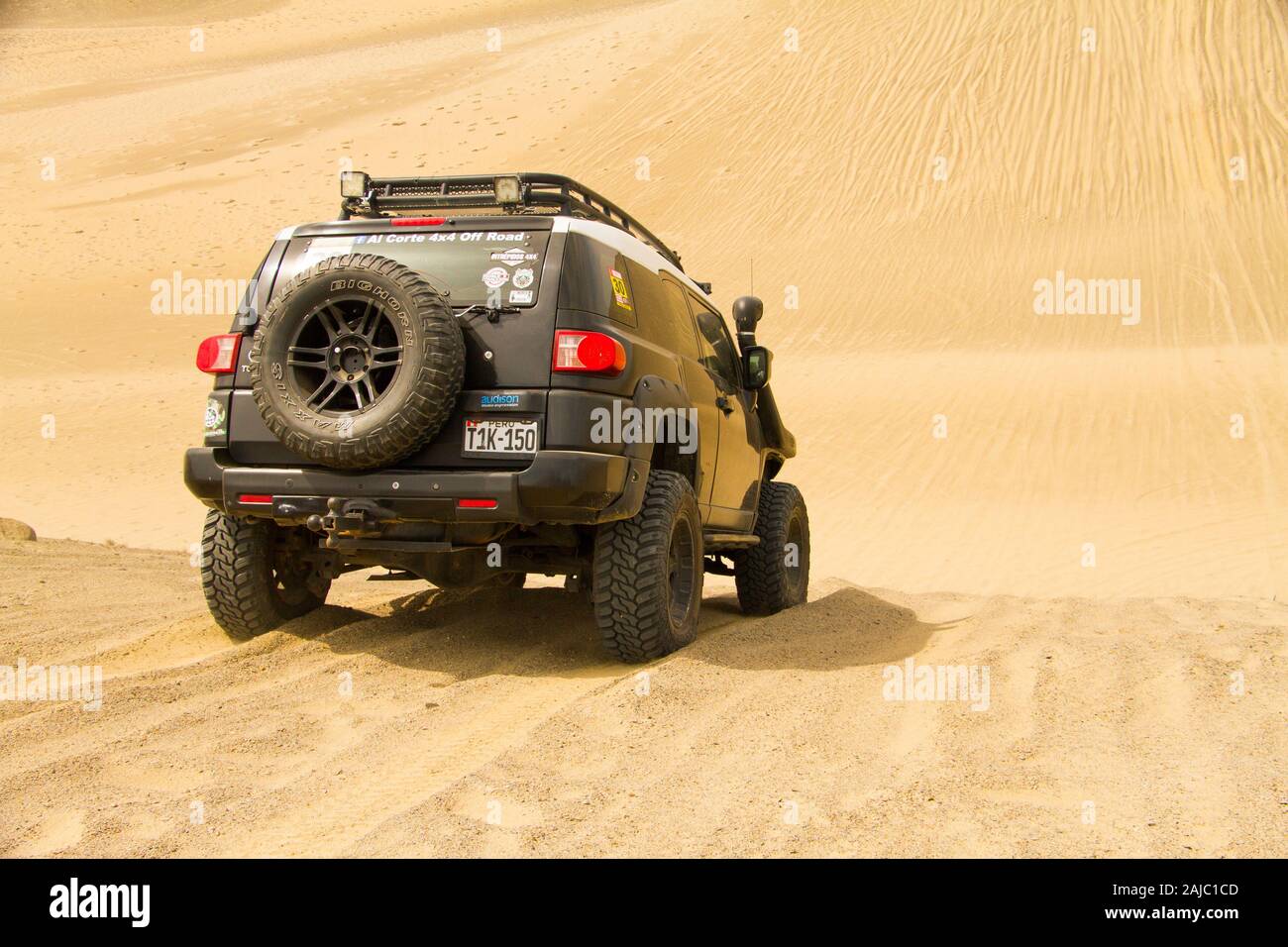 Toyota prado rally hi-res stock photography and images - Alamy