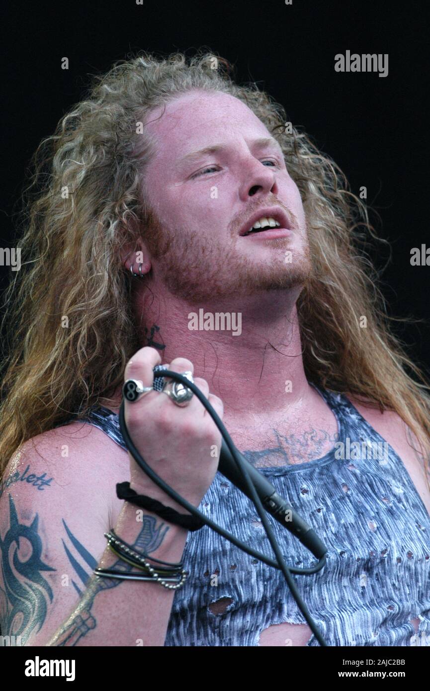 Singer corey taylor during concert hi-res stock photography and images ...