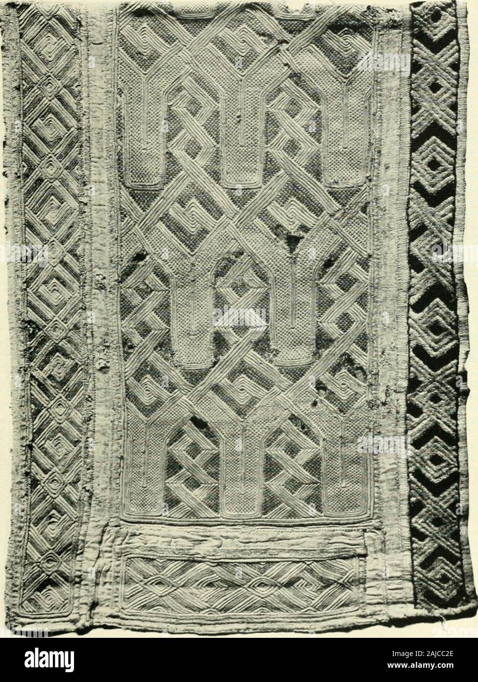 Lunda empire hi-res stock photography and images - Alamy