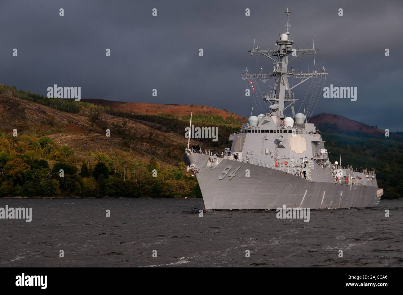 The Arleigh Burke class destroyer USS Nitze Stock Photo - Alamy