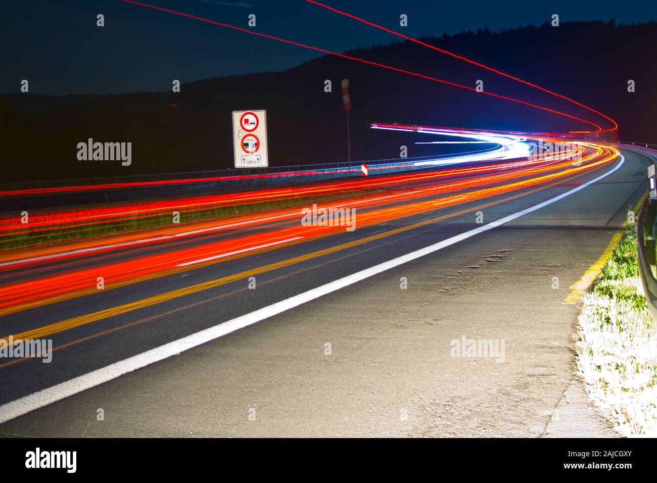 Headlights of cars, taken on highway with long-term exposure Stock ...